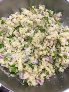 Indian Spiced Mashed Potatoes Recipe (Aloo Chokha - Aloo Bharta)