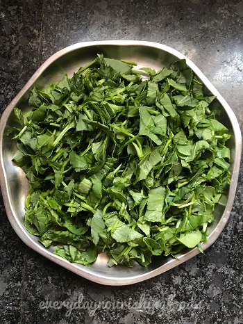 Chukkakura pachadi (Sorrel leaves chutney) - Everyday Nourishing Foods