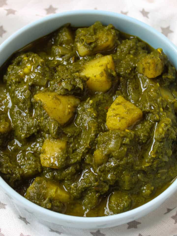 Saag Aloo Recipe | Easy Indian Spinach Potato Curry - Everyday Nourishing Foods