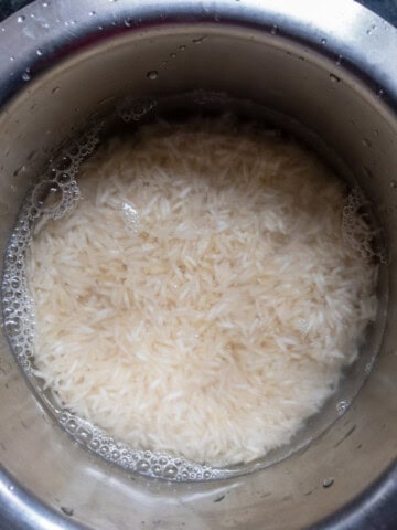 How to Rinse and Soak Basmati Rice for Perfectly Fluffy Grains ...